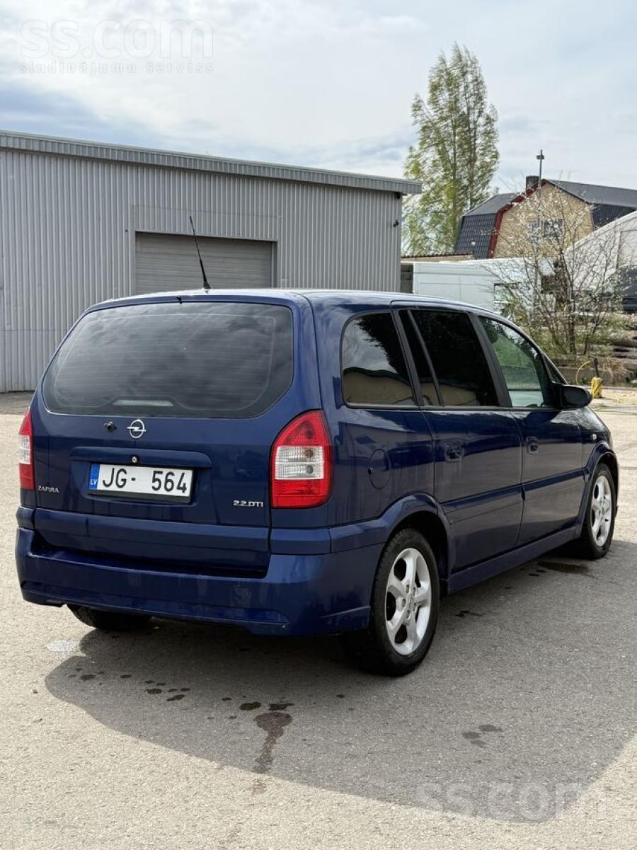 Blue Opel Zafira 2003 in Kuldiga, with an engine capacity of 2.20 L and mileage of 330 thousand km for 650 €, photo 5 on AUTOMOTO.COM.LV