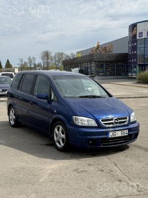 Zils Opel Zafira 2003 Kuldīga, ar dzinēja tilpumu 2.20 L un nobraukumu 330 tūkst. km par 600 €, foto  vietnē AUTOMOTO.COM.LV