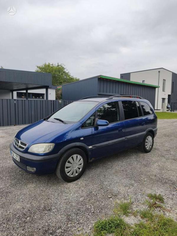 Blue Opel Zafira 2003 in Kaunas, with an engine capacity of 2.00 L and mileage of 315 thousand km for 790 €, photo 1 on AUTOMOTO.COM.LV
