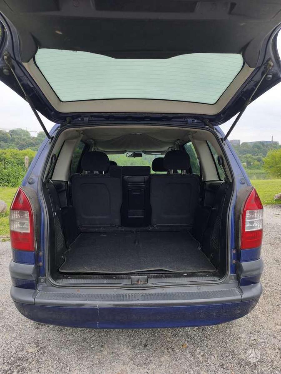 Zils Opel Zafira 2003 Kauņa, ar dzinēja tilpumu 2.00 L un nobraukumu 315 tūkst. km par 790 €, foto 6 vietnē AUTOMOTO.COM.LV