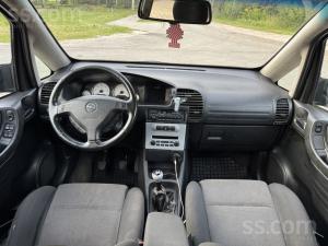 Zils Opel Zafira 2003 Jūrmala, ar dzinēja tilpumu 2.20 L un nobraukumu 332 tūkst. km par 1100 €, foto 9 vietnē AUTOMOTO.COM.LV