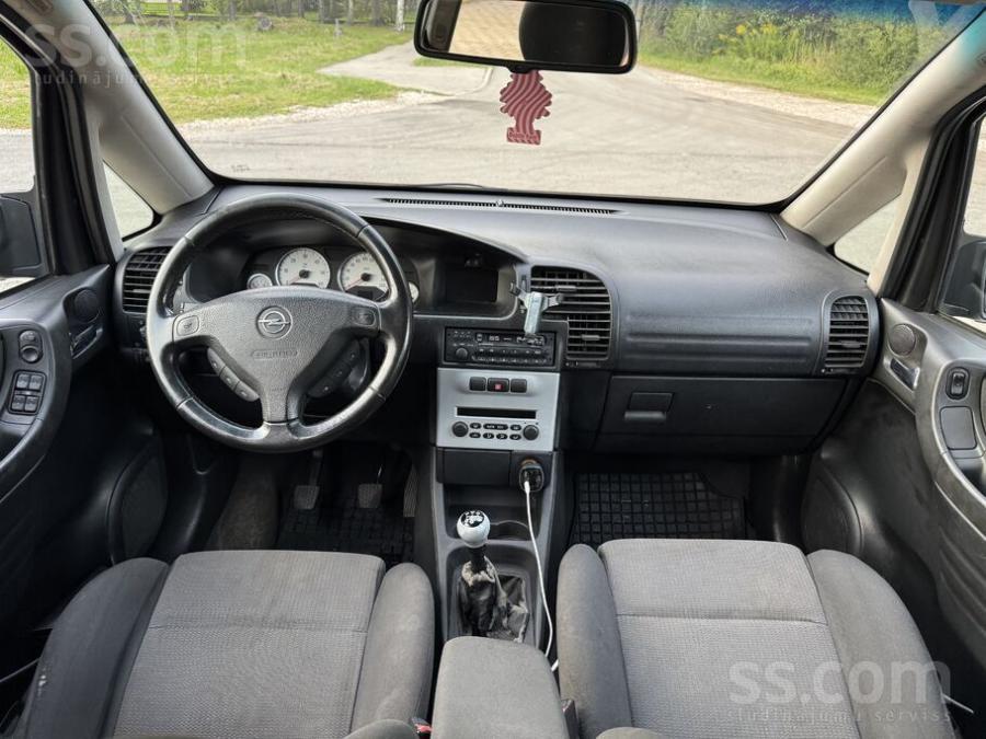 Zils Opel Zafira 2003 Jūrmala, ar dzinēja tilpumu 2.20 L un nobraukumu 332 tūkst. km par 1100 €, foto 9 vietnē AUTOMOTO.COM.LV