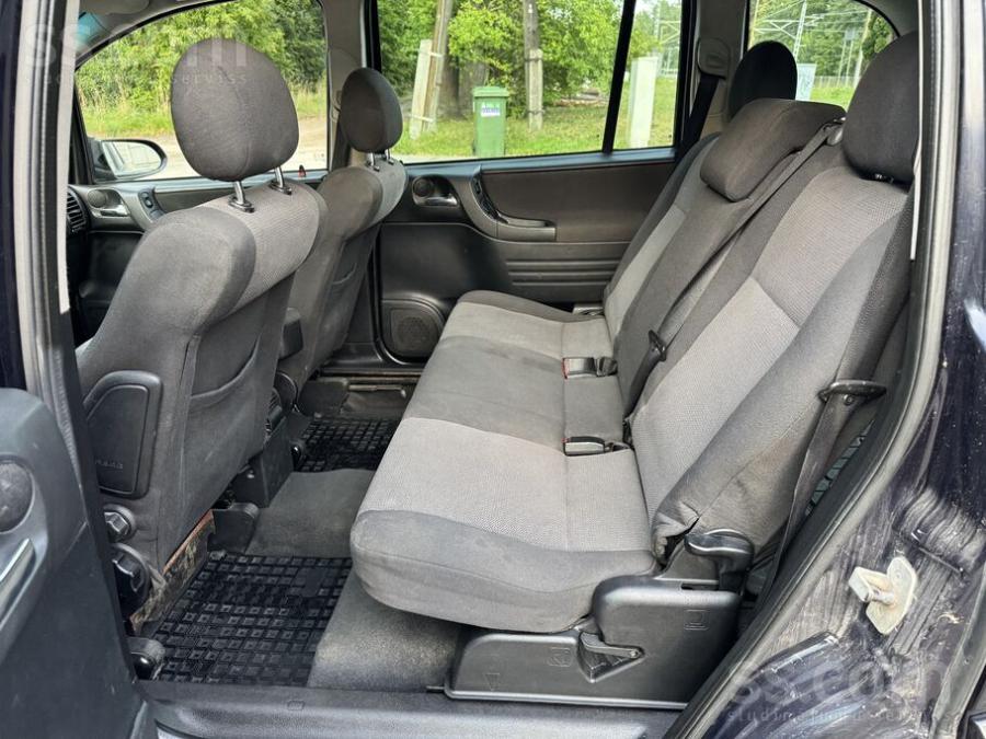 Zils Opel Zafira 2003 Jūrmala, ar dzinēja tilpumu 2.20 L un nobraukumu 332 tūkst. km par 1100 €, foto 11 vietnē AUTOMOTO.COM.LV