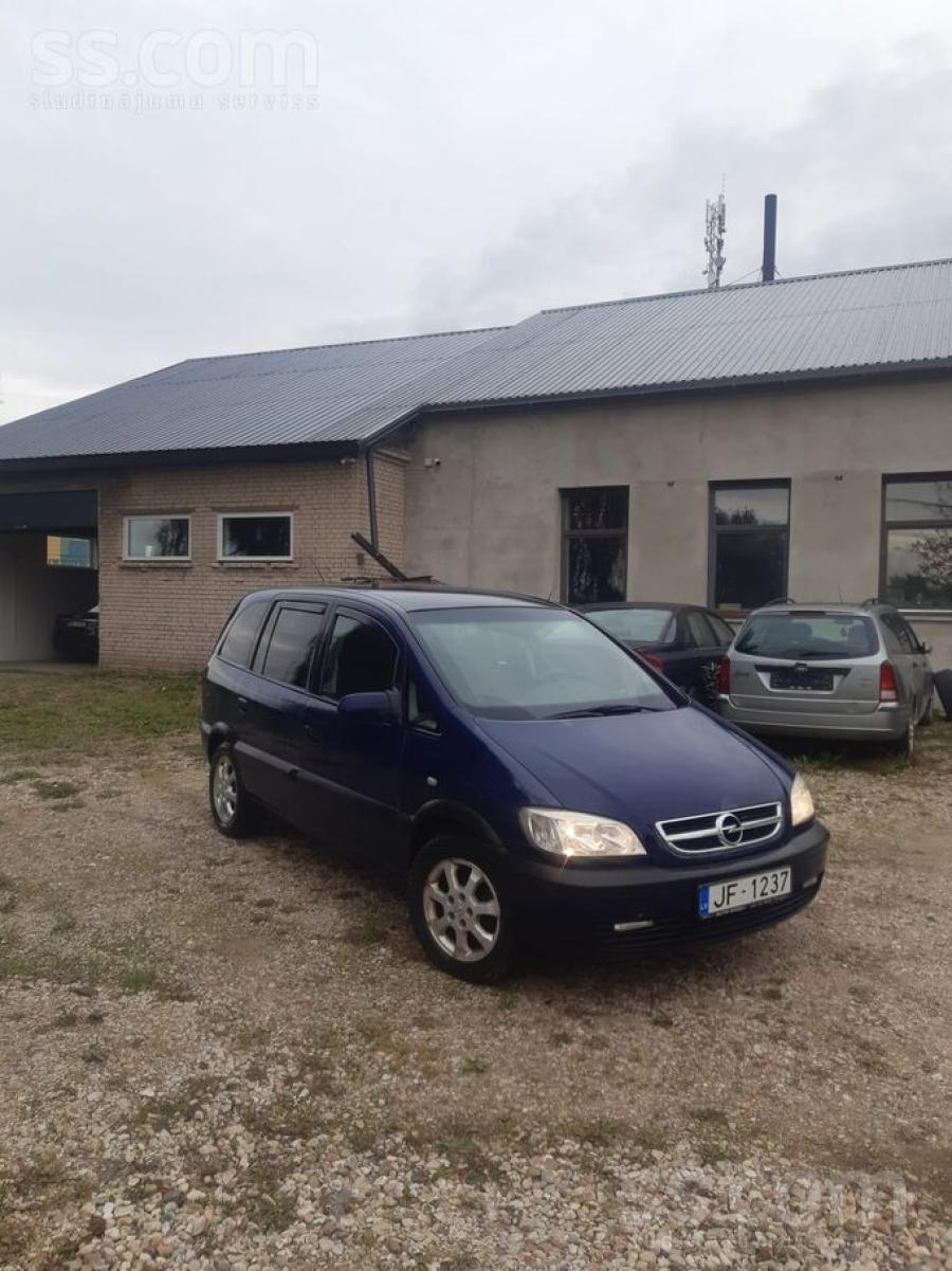 Blue Opel Zafira 2003 in Tukums, with an engine capacity of 2.20 L and mileage of 0 thousand km for 1500 €, photo 3 on AUTOMOTO.COM.LV