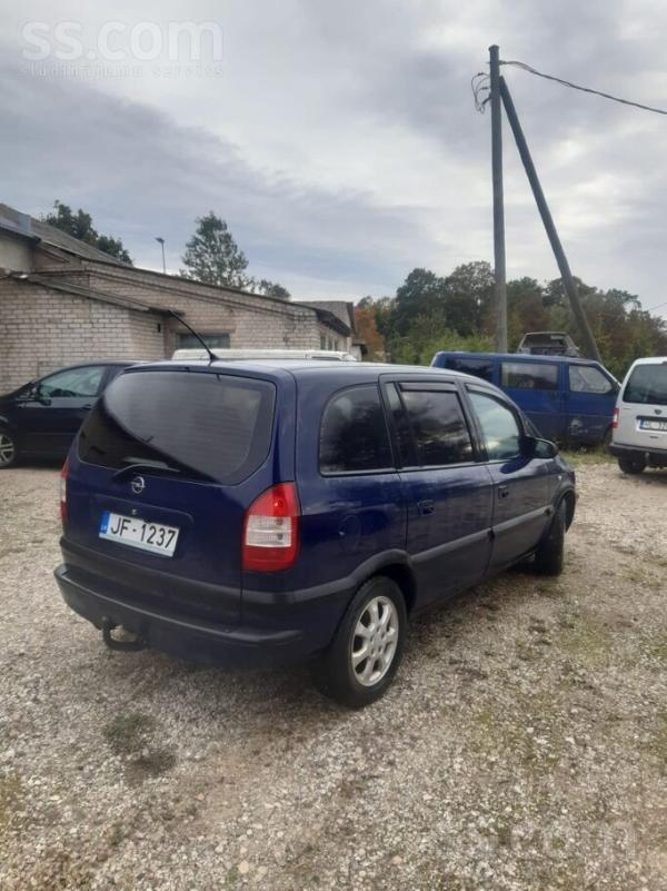 Zils Opel Zafira 2003 Tukums, ar dzinēja tilpumu 2.20 L un nobraukumu 0 tūkst. km par 1500 €, foto 5 vietnē AUTOMOTO.COM.LV