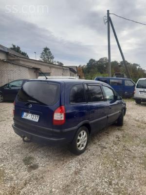 Blue Opel Zafira 2003 in Tukums, with an engine capacity of 2.20 L and mileage of 0 thousand km for 1500 €, photo 5 on AUTOMOTO.COM.LV