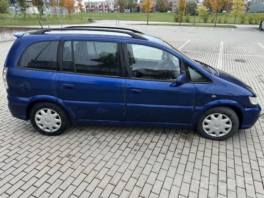 Zils Opel Zafira 2003 Jēkabpils, ar dzinēja tilpumu 2.20 L un nobraukumu 280 tūkst. km par 1200 €, foto 4 vietnē AUTOMOTO.COM.LV