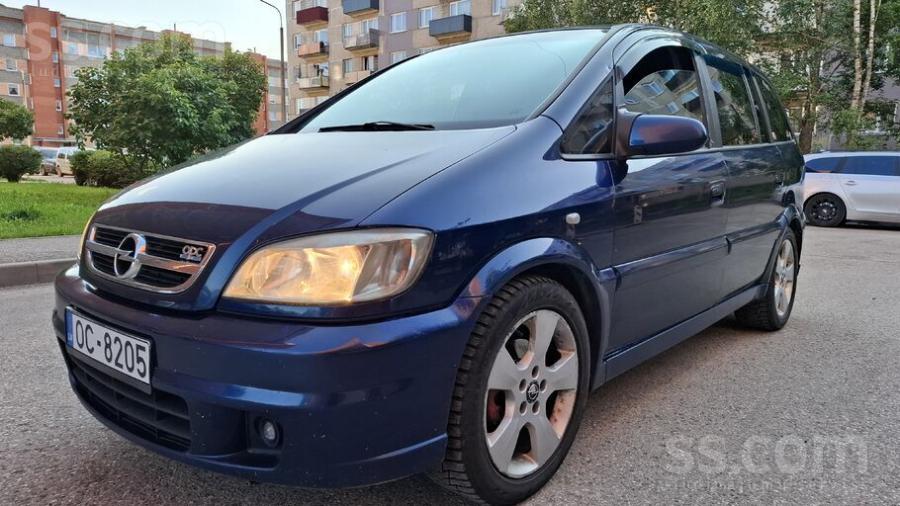 Blue Opel Zafira 2004 in Daugavpils, with an engine capacity of 2.20 L and mileage of 312 thousand km for 11500 €, photo 3 on AUTOMOTO.COM.LV