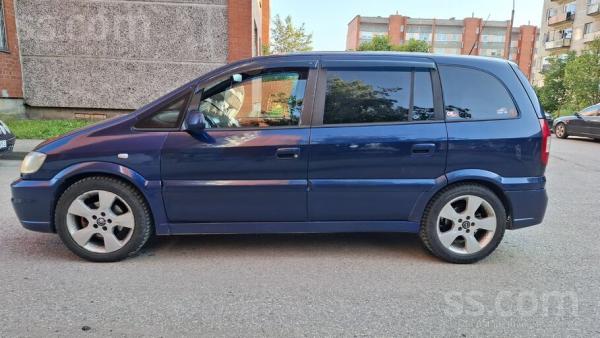 Blue Opel Zafira 2004 in Daugavpils, with an engine capacity of 2.20 L and mileage of 312 thousand km for 5800 €, photo 10 on AUTOMOTO.COM.LV
