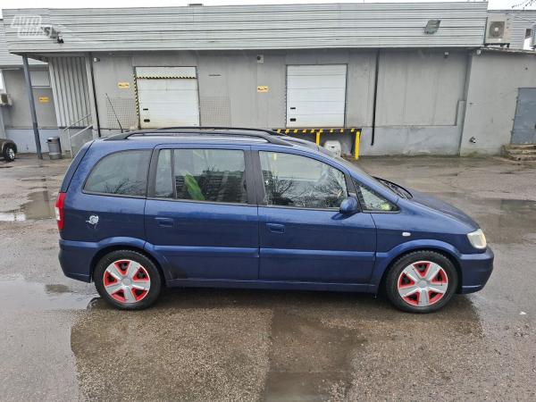 Zils Opel Zafira 2004 Viļņa, ar dzinēja tilpumu 2.20 L un nobraukumu 224 tūkst. km par 820 €, foto 4 vietnē AUTOMOTO.COM.LV