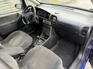 Blue Opel Zafira 2004 in Vilnius, with an engine capacity of 2.20 L and mileage of 356 thousand km for 700 €, photo 6 on AUTOMOTO.COM.LV