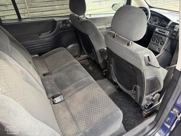 Blue Opel Zafira 2004 in Vilnius, with an engine capacity of 2.20 L and mileage of 356 thousand km for 700 €, photo 6 on AUTOMOTO.COM.LV