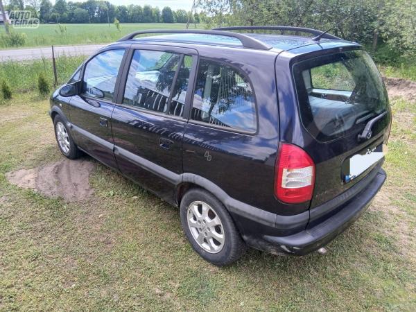 Blue Opel Zafira 2004 in Kazlu Ruda, with an engine capacity of 2.00 L and mileage of 333 thousand km for 600 €, photo 5 on AUTOMOTO.COM.LV