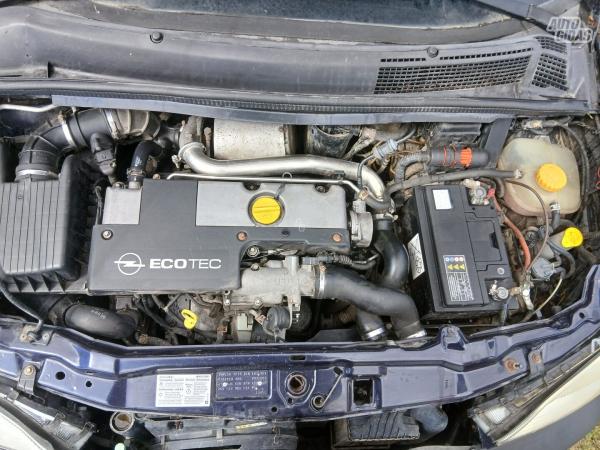 Blue Opel Zafira 2004 in Kazlu Ruda, with an engine capacity of 2.00 L and mileage of 333 thousand km for 600 €, photo 9 on AUTOMOTO.COM.LV