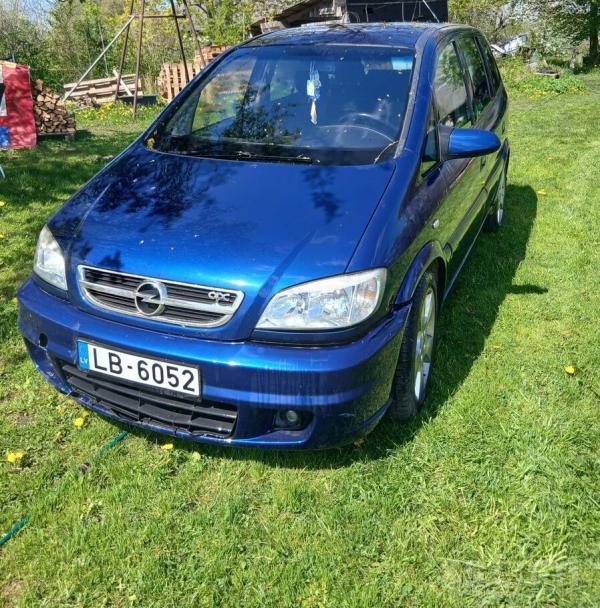 Zils Opel Zafira 2004 Liepāja, ar dzinēja tilpumu 2.20 L un nobraukumu 353 tūkst. km par 550 €, foto 1 vietnē AUTOMOTO.COM.LV