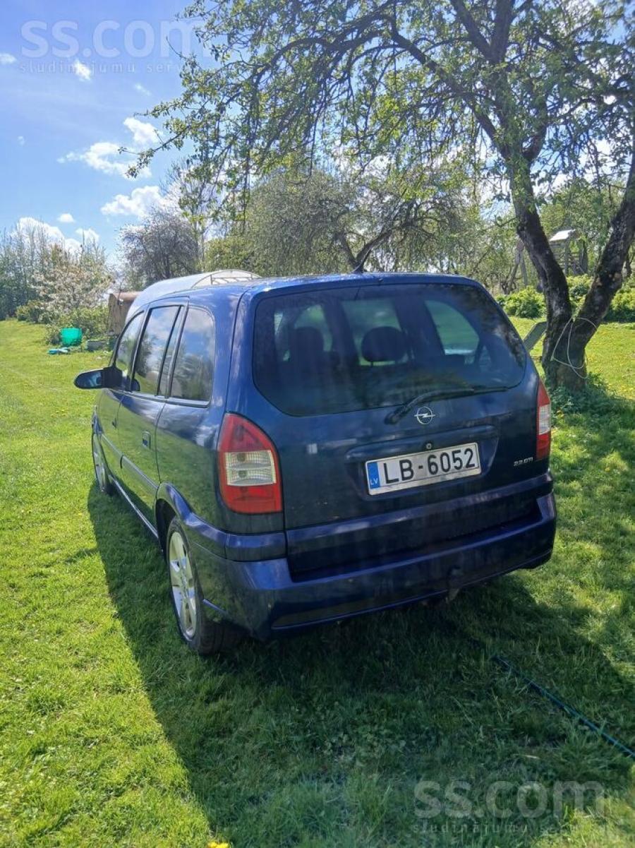 Zils Opel Zafira 2004 Liepāja, ar dzinēja tilpumu 2.20 L un nobraukumu 353 tūkst. km par 550 €, foto 3 vietnē AUTOMOTO.COM.LV
