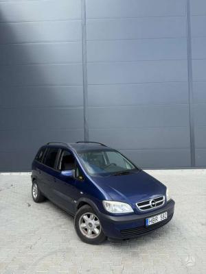 Zils Opel Zafira 2004 Šauļi, ar dzinēja tilpumu 1.60 L un nobraukumu 300 tūkst. km par 1250 €, foto  vietnē AUTOMOTO.COM.LV
