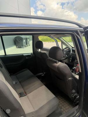 Zils Opel Zafira 2004 Šauļi, ar dzinēja tilpumu 1.60 L un nobraukumu 300 tūkst. km par 1250 €, foto 10 vietnē AUTOMOTO.COM.LV