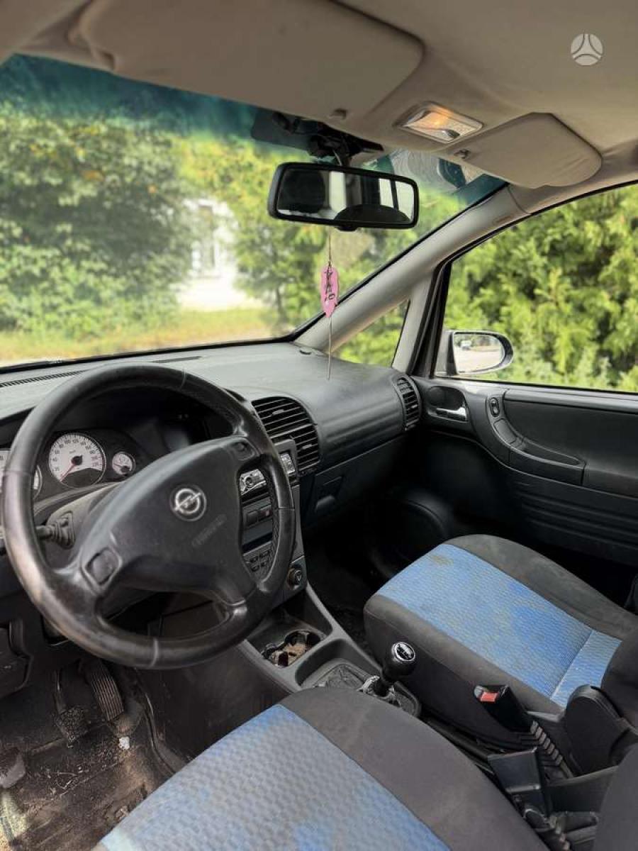 Zils Opel Zafira 2004 Kauņa, ar dzinēja tilpumu 2.00 L un nobraukumu 362 tūkst. km par 550 €, foto 15 vietnē AUTOMOTO.COM.LV