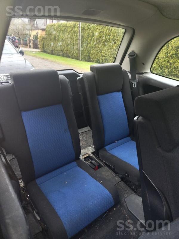 Blue Opel Zafira 2005 in Riga, with an engine capacity of 2.20 L and mileage of 324 thousand km for 500 €, photo 7 on AUTOMOTO.COM.LV