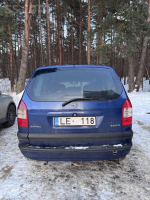 Zils Opel Zafira 2005 Rīga, ar dzinēja tilpumu 2.20 L un nobraukumu 293 tūkst. km par 400 €, foto 4 vietnē AUTOMOTO.COM.LV