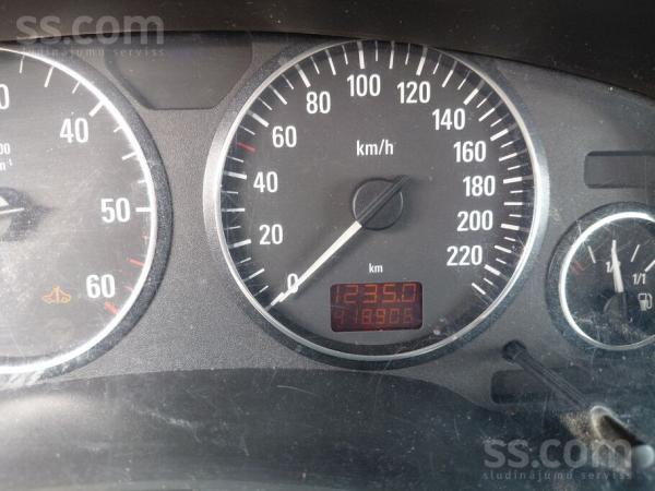 Blue Opel Zafira 2005 in Ogre, with an engine capacity of 2.20 L and mileage of 419 thousand km for 500 €, photo 8 on AUTOMOTO.COM.LV