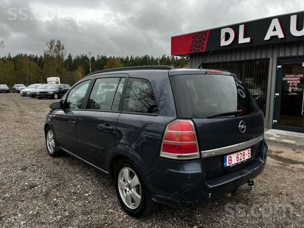 Zils Opel Zafira 2006 Valmiera, ar dzinēja tilpumu 1.90 L un nobraukumu 0 tūkst. km par 1350 €, foto 3 vietnē AUTOMOTO.COM.LV