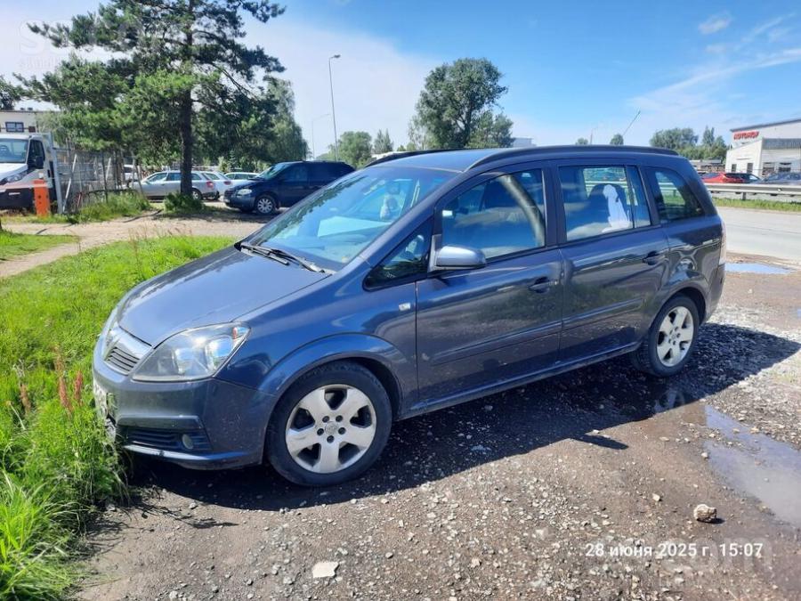 Zils Opel Zafira 2006 Rīga, ar dzinēja tilpumu 1.90 L un nobraukumu 0 tūkst. km par 1100 €, foto 5 vietnē AUTOMOTO.COM.LV