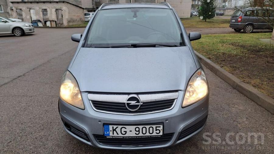 Zils Opel Zafira 2006 Daugavpils, ar dzinēja tilpumu 1.90 L un nobraukumu 310 tūkst. km par 1450 €, foto 2 vietnē AUTOMOTO.COM.LV