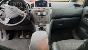 Zils Opel Zafira 2006 Daugavpils, ar dzinēja tilpumu 1.90 L un nobraukumu 310 tūkst. km par 1450 €, foto 10 vietnē AUTOMOTO.COM.LV