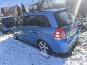 Zils Opel Zafira 2006 Jelgava, ar dzinēja tilpumu 2.00 L un nobraukumu 140 tūkst. km par 5000 €, foto  vietnē AUTOMOTO.COM.LV