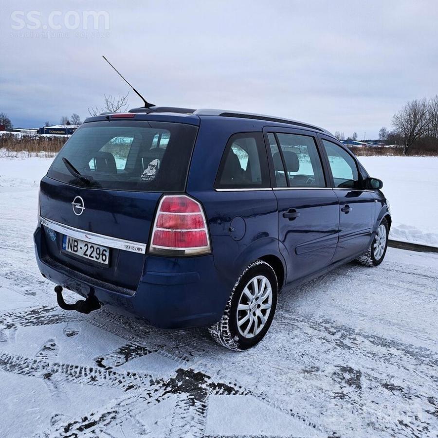 Zils Opel Zafira 2006 Rīga, ar dzinēja tilpumu 1.90 L un nobraukumu 0 tūkst. km par 1850 €, foto 4 vietnē AUTOMOTO.COM.LV