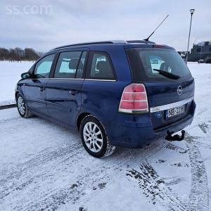 Zils Opel Zafira 2006 Rīga, ar dzinēja tilpumu 1.90 L un nobraukumu 0 tūkst. km par 1850 €, foto 6 vietnē AUTOMOTO.COM.LV