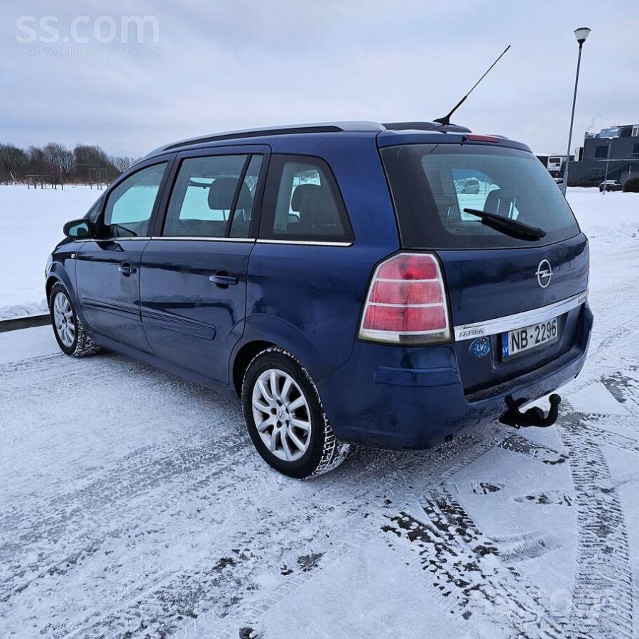 Zils Opel Zafira 2006 Rīga, ar dzinēja tilpumu 1.90 L un nobraukumu 0 tūkst. km par 1850 €, foto 6 vietnē AUTOMOTO.COM.LV
