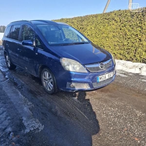 Blue Opel Zafira 2006 in Vilnius, with an engine capacity of 1.80 L and mileage of 192 thousand km for 1450 €, photo 2 on AUTOMOTO.COM.LV