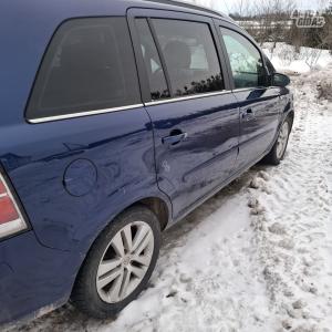 Zils Opel Zafira 2006 Viļņa, ar dzinēja tilpumu 1.80 L un nobraukumu 192 tūkst. km par 1450 €, foto 5 vietnē AUTOMOTO.COM.LV