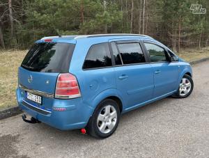 Blue Opel Zafira 2006 in Siauliai, with an engine capacity of 1.90 L and mileage of 327 thousand km for 1250 €, photo 6 on AUTOMOTO.COM.LV