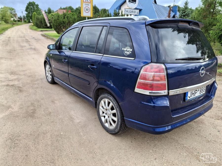 Zils Opel Zafira 2006 Mažeikiai, ar dzinēja tilpumu 1.90 L un nobraukumu 266 tūkst. km par 850 €, foto 4 vietnē AUTOMOTO.COM.LV