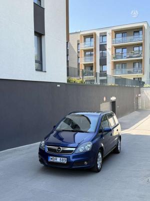 Blue Opel Zafira 2006 in Vilnius, with an engine capacity of 1.91 L and mileage of 326 thousand km for 1800 €, photo  on AUTOMOTO.COM.LV