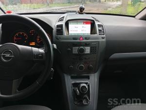 Zils Opel Zafira 2006 Rīga, ar dzinēja tilpumu 1.90 L un nobraukumu 308 tūkst. km par 1050 €, foto 7 vietnē AUTOMOTO.COM.LV