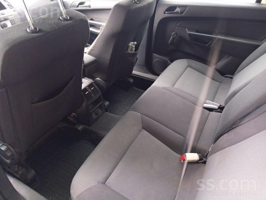Zils Opel Zafira 2006 Rīga, ar dzinēja tilpumu 1.90 L un nobraukumu 308 tūkst. km par 1050 €, foto 14 vietnē AUTOMOTO.COM.LV