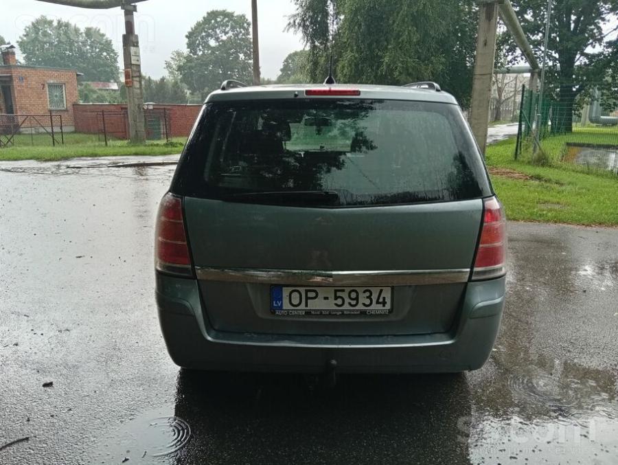 Zils Opel Zafira 2006 Rīga, ar dzinēja tilpumu 1.90 L un nobraukumu 308 tūkst. km par 1050 €, foto 16 vietnē AUTOMOTO.COM.LV