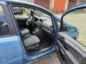Blue Opel Zafira 2006 in Kaunas, with an engine capacity of 1.91 L and mileage of 315 thousand km for 990 €, photo 8 on AUTOMOTO.COM.LV
