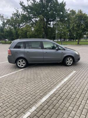 Синий Опель Зафира 2006 в Таураге, объемом двигателя 1.91 л и пробегом 266 тыс. км за 1250 €, фото 5 на AUTOMOTO.COM.LV