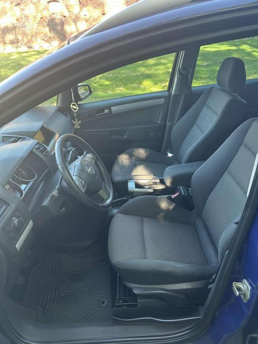 Zils Opel Zafira 2006 Kauņa, ar dzinēja tilpumu 1.91 L un nobraukumu 253 tūkst. km par 1950 €, foto 14 vietnē AUTOMOTO.COM.LV