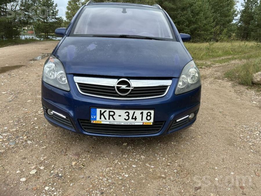 Zils Opel Zafira 2006 Madona, ar dzinēja tilpumu 1.90 L un nobraukumu 306 tūkst. km par 1700 €, foto 1 vietnē AUTOMOTO.COM.LV