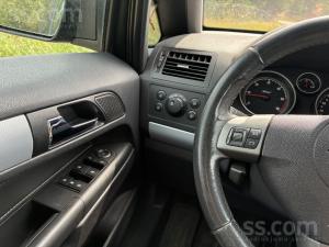 Zils Opel Zafira 2006 Madona, ar dzinēja tilpumu 1.90 L un nobraukumu 306 tūkst. km par 1700 €, foto 7 vietnē AUTOMOTO.COM.LV