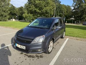 Синий Опель Зафира 2006 в Рига, объемом двигателя 1.90 л и пробегом 230 тыс. км за 1899 €, фото 3 на AUTOMOTO.COM.LV