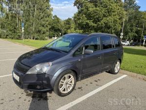 Синий Опель Зафира 2006 в Рига, объемом двигателя 1.90 л и пробегом 230 тыс. км за 1899 €, фото  на AUTOMOTO.COM.LV