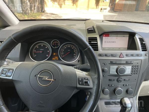 Zils Opel Zafira 2006 Jelgava, ar dzinēja tilpumu 1.90 L un nobraukumu 293 tūkst. km par 2700 €, foto 8 vietnē AUTOMOTO.COM.LV